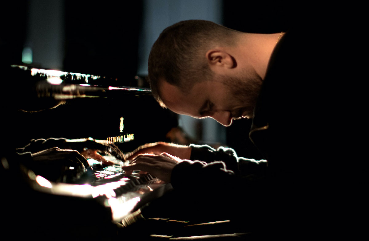 Igor Levit – Reaching Out, Looking Inwards | Piano Street Magazine